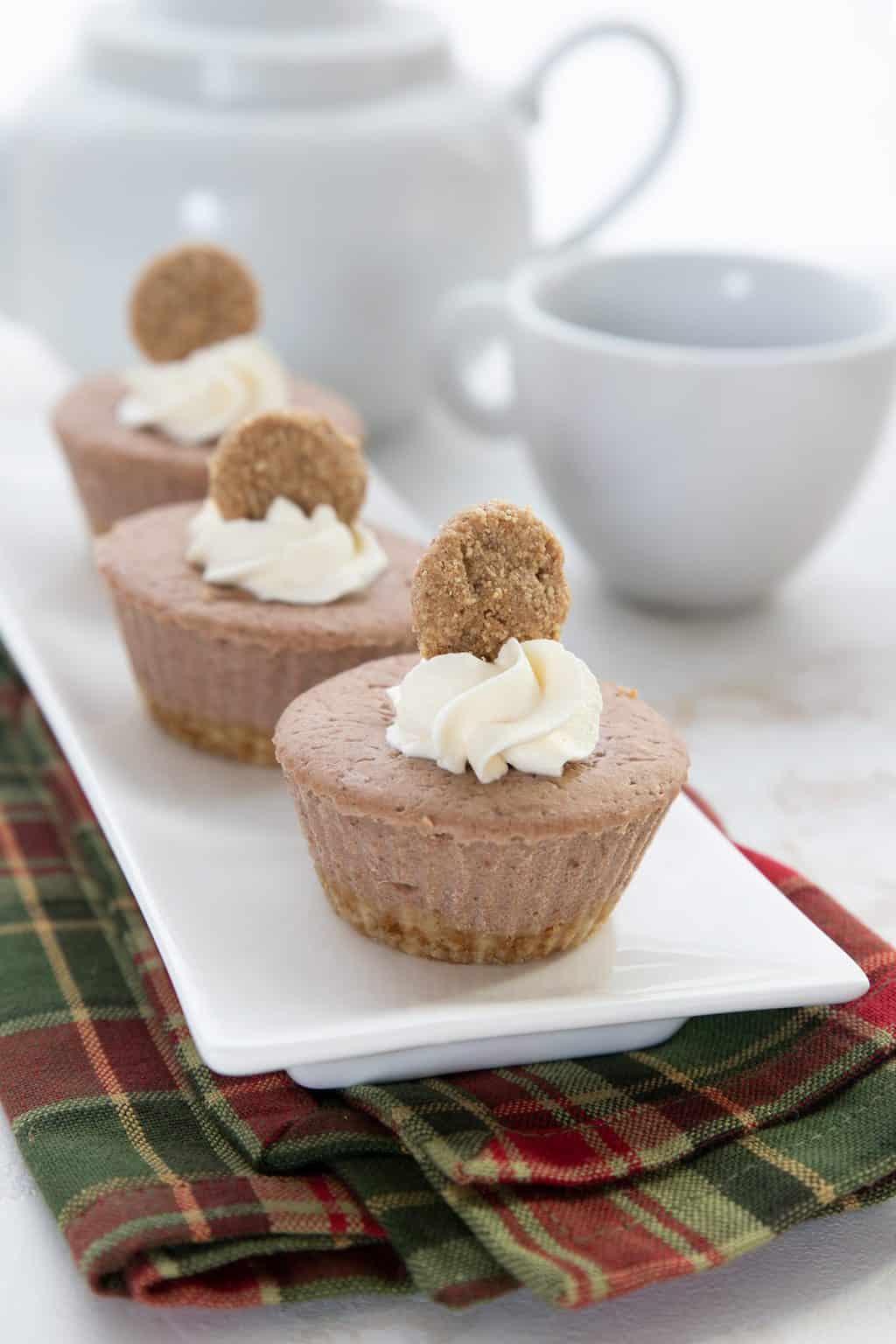 Keto Gingerbread Cheesecakes - All Day I Dream About Food